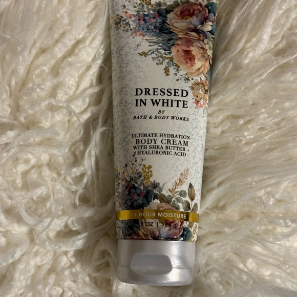 Bath & Body Works | Bath & Body | Bath Body Works Dressed In White Body ...